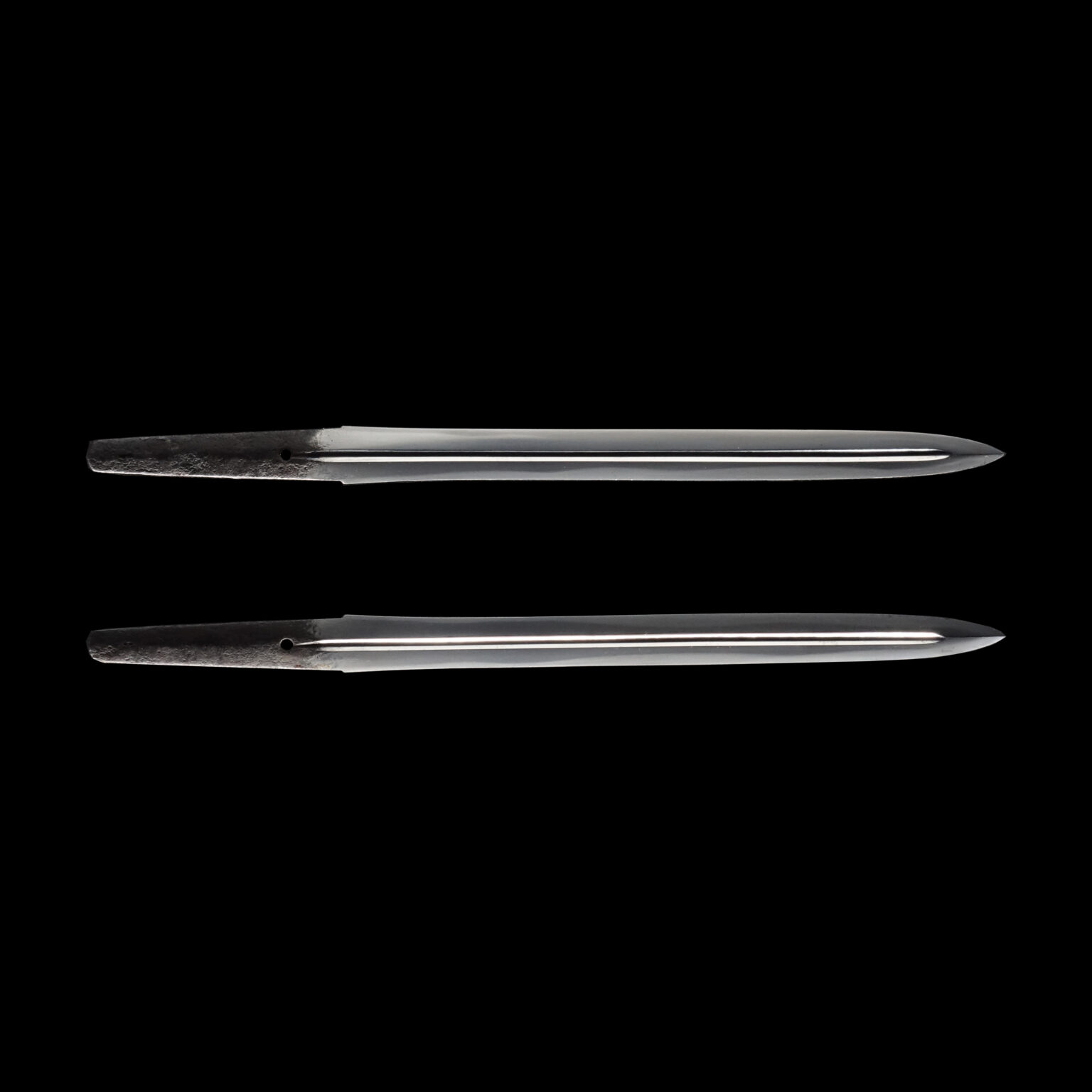 Muromachi Antique Tsurugi attributed to Uda for sale| Samurai Museum Shop