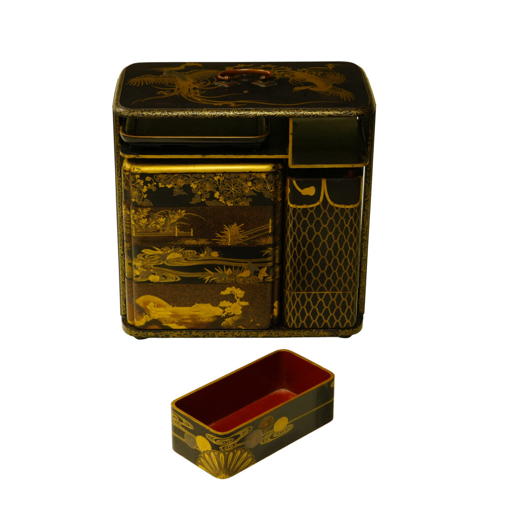 Antique Japanese Lacquer Box (Bento-02) | Samurai Museum Shop