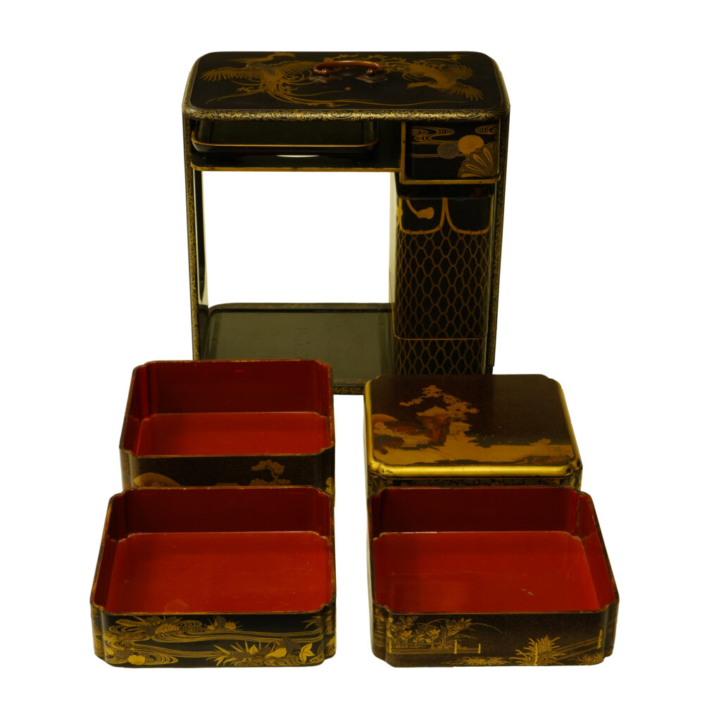 Antique Japanese Lacquer Box (Bento-02) | Samurai Museum Shop