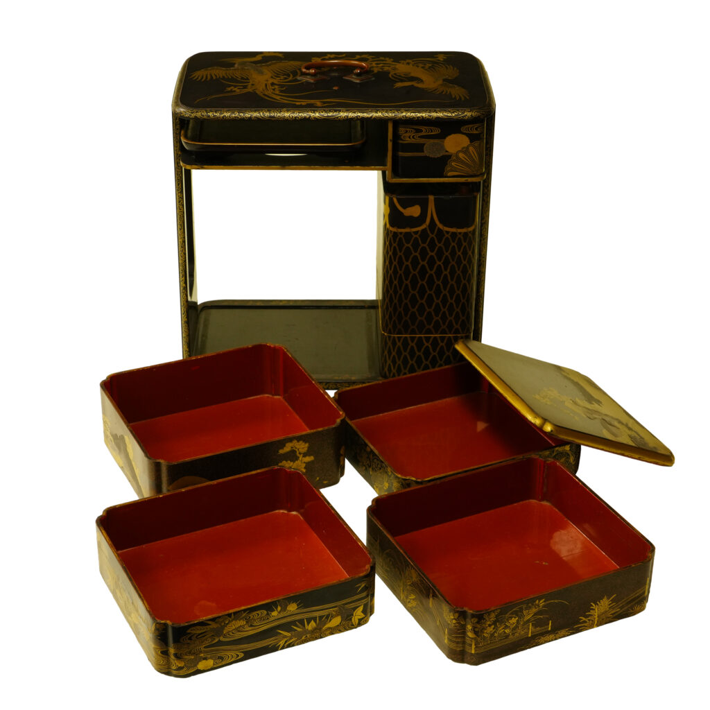 Antique Japanese Lacquer Box (Bento-02) | Samurai Museum Shop